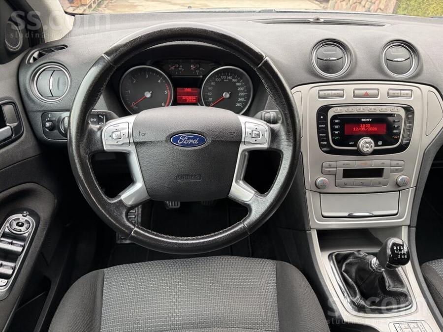 Pelēks Ford Mondeo 2008 Jelgava, ar dzinēja tilpumu 2.00 L un nobraukumu 0 tūkst. km par 2950 €, foto 9 vietnē AUTOMOTO.COM.LV