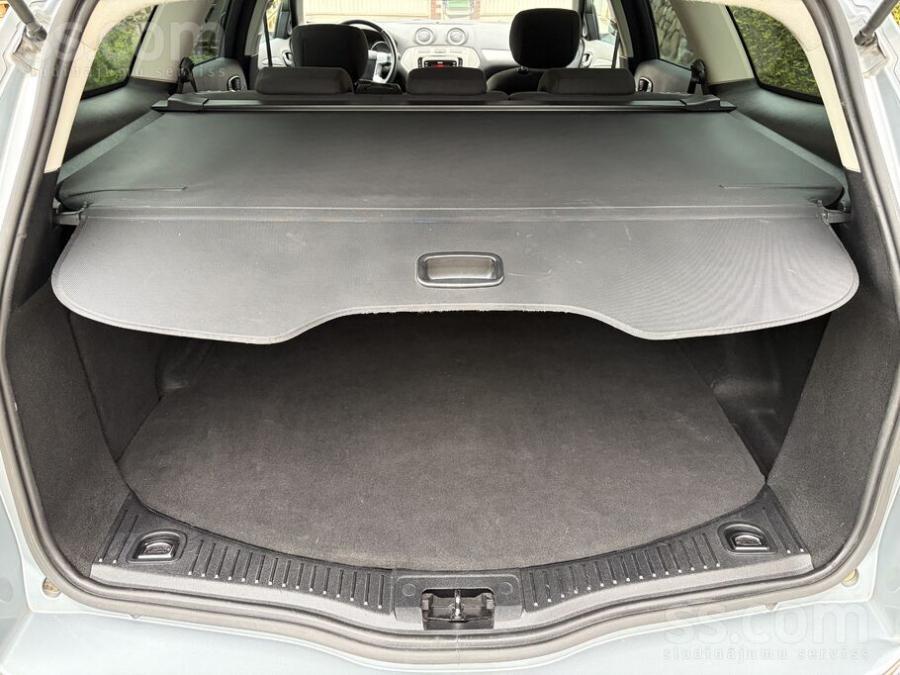Pelēks Ford Mondeo 2008 Jelgava, ar dzinēja tilpumu 2.00 L un nobraukumu 0 tūkst. km par 2950 €, foto 15 vietnē AUTOMOTO.COM.LV