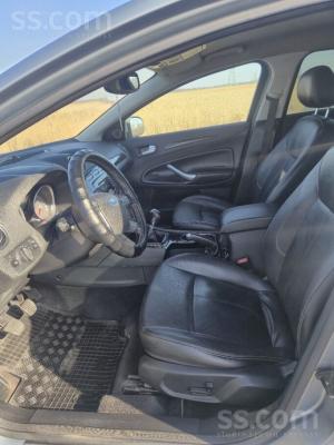 Pelēks Ford Mondeo 2008 Liepāja, ar dzinēja tilpumu 1.80 L un nobraukumu 300 tūkst. km par 2500 €, foto 6 vietnē AUTOMOTO.COM.LV