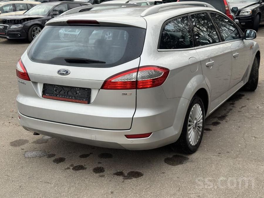 Pelēks Ford Mondeo 2008 Rīga, ar dzinēja tilpumu 2.00 L un nobraukumu 206 tūkst. km par 3100 €, foto 5 vietnē AUTOMOTO.COM.LV