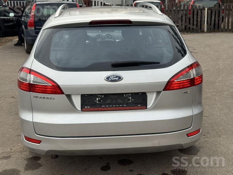 Pelēks Ford Mondeo 2008 Rīga, ar dzinēja tilpumu 2.00 L un nobraukumu 206 tūkst. km par 3100 €, foto 6 vietnē AUTOMOTO.COM.LV