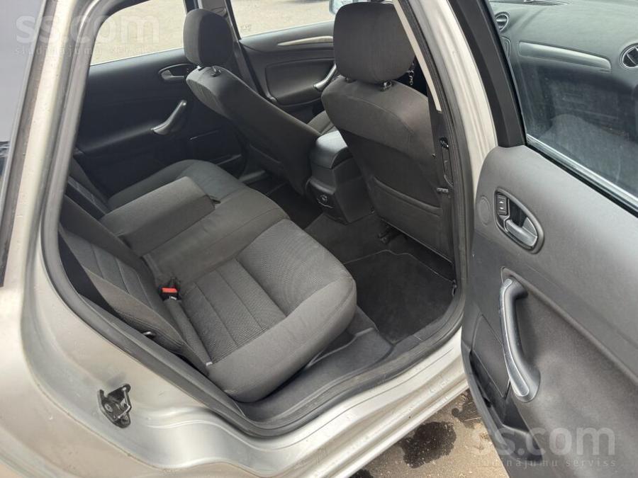 Pelēks Ford Mondeo 2008 Rīga, ar dzinēja tilpumu 2.00 L un nobraukumu 206 tūkst. km par 3100 €, foto 11 vietnē AUTOMOTO.COM.LV
