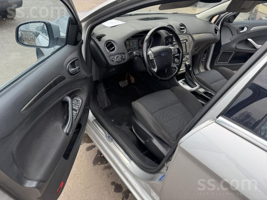 Pelēks Ford Mondeo 2008 Rīga, ar dzinēja tilpumu 2.00 L un nobraukumu 206 tūkst. km par 3100 €, foto 13 vietnē AUTOMOTO.COM.LV