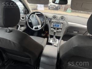 Pelēks Ford Mondeo 2008 Rīga, ar dzinēja tilpumu 2.00 L un nobraukumu 206 tūkst. km par 3100 €, foto 17 vietnē AUTOMOTO.COM.LV