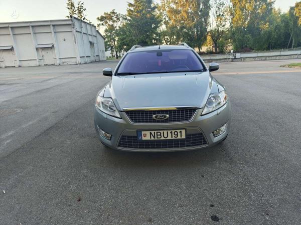 Grey Ford Mondeo 2008 in Siauliai, with an engine capacity of 2.00 L and mileage of 305 thousand km for 2600 €, photo 1 on AUTOMOTO.COM.LV