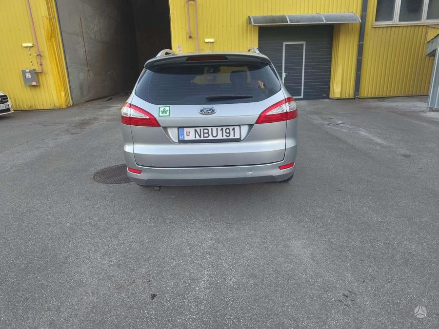 Pelēks Ford Mondeo 2008 Šauļi, ar dzinēja tilpumu 2.00 L un nobraukumu 305 tūkst. km par 2600 €, foto 6 vietnē AUTOMOTO.COM.LV
