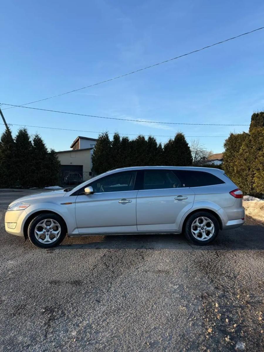 Pelēks Ford Mondeo 2008 Rīga, ar dzinēja tilpumu 2.00 L un nobraukumu 406 tūkst. km par 1750 €, foto 4 vietnē AUTOMOTO.COM.LV