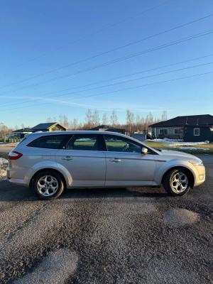 Pelēks Ford Mondeo 2008 Rīga, ar dzinēja tilpumu 2.00 L un nobraukumu 406 tūkst. km par 1750 €, foto 5 vietnē AUTOMOTO.COM.LV