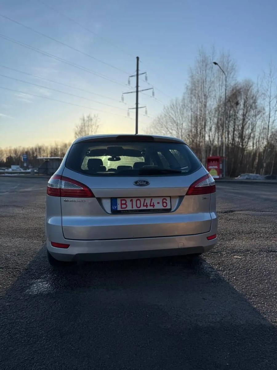 Pelēks Ford Mondeo 2008 Rīga, ar dzinēja tilpumu 2.00 L un nobraukumu 406 tūkst. km par 1750 €, foto 8 vietnē AUTOMOTO.COM.LV