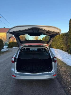Pelēks Ford Mondeo 2008 Rīga, ar dzinēja tilpumu 2.00 L un nobraukumu 406 tūkst. km par 1750 €, foto 13 vietnē AUTOMOTO.COM.LV