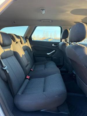 Pelēks Ford Mondeo 2008 Rīga, ar dzinēja tilpumu 2.00 L un nobraukumu 406 tūkst. km par 1750 €, foto 16 vietnē AUTOMOTO.COM.LV