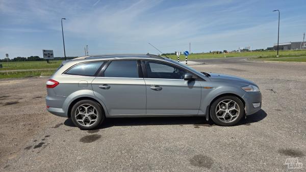 Pelēks Ford Mondeo 2008 Šakiai, ar dzinēja tilpumu 2.00 L un nobraukumu 322 tūkst. km par 2000 €, foto 5 vietnē AUTOMOTO.COM.LV