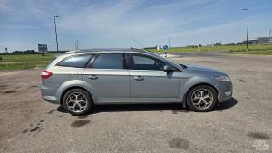 Grey Ford Mondeo 2008 in Sakiai, with an engine capacity of 2.00 L and mileage of 322 thousand km for 2000 €, photo 6 on AUTOMOTO.COM.LV