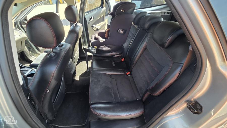 Grey Ford Mondeo 2008 in Sakiai, with an engine capacity of 2.00 L and mileage of 322 thousand km for 2000 €, photo 24 on AUTOMOTO.COM.LV