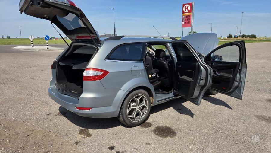 Pelēks Ford Mondeo 2008 Šakiai, ar dzinēja tilpumu 2.00 L un nobraukumu 322 tūkst. km par 2000 €, foto 13 vietnē AUTOMOTO.COM.LV