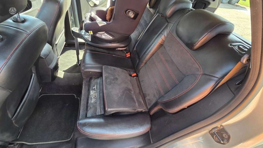 Pelēks Ford Mondeo 2008 Šakiai, ar dzinēja tilpumu 2.00 L un nobraukumu 322 tūkst. km par 2000 €, foto 24 vietnē AUTOMOTO.COM.LV
