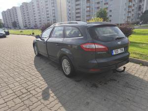 Pelēks Ford Mondeo 2008 Narva, ar dzinēja tilpumu 1.80 L un nobraukumu 323 tūkst. km par 1199 €, foto 5 vietnē AUTOMOTO.COM.LV
