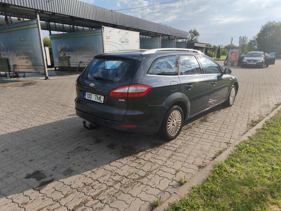 Pelēks Ford Mondeo 2008 Narva, ar dzinēja tilpumu 1.80 L un nobraukumu 323 tūkst. km par 1199 €, foto 10 vietnē AUTOMOTO.COM.LV