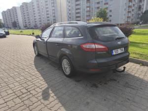 Pelēks Ford Mondeo 2008 Narva, ar dzinēja tilpumu 1.80 L un nobraukumu 323 tūkst. km par 1199 €, foto 11 vietnē AUTOMOTO.COM.LV