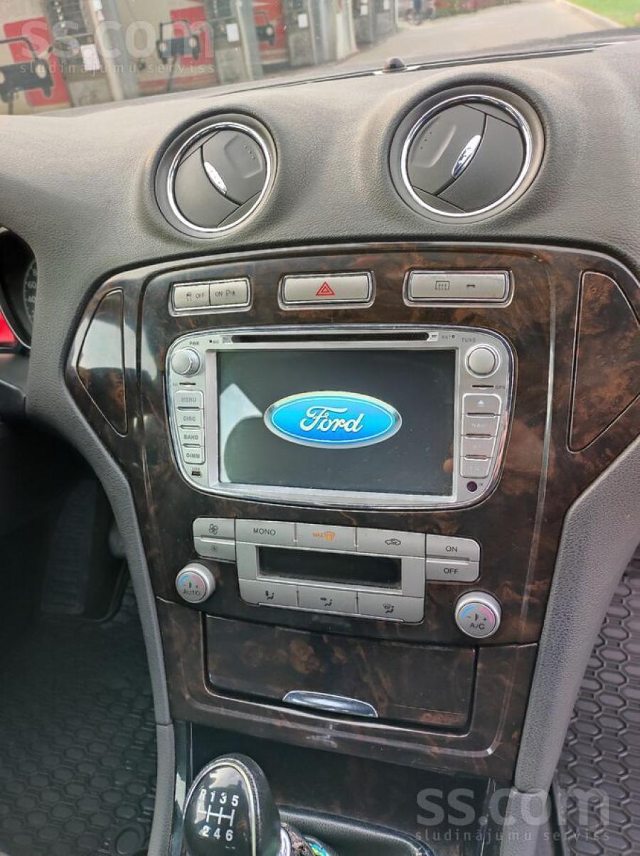Grey Ford Mondeo 2008 in Riga, with an engine capacity of 1.80 L and mileage of 250 thousand km for 2300 €, photo 7 on AUTOMOTO.COM.LV
