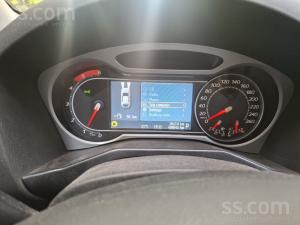 Pelēks Ford Mondeo 2008 Rīga, ar dzinēja tilpumu 2.00 L un nobraukumu 489 tūkst. km par 1000 €, foto 5 vietnē AUTOMOTO.COM.LV