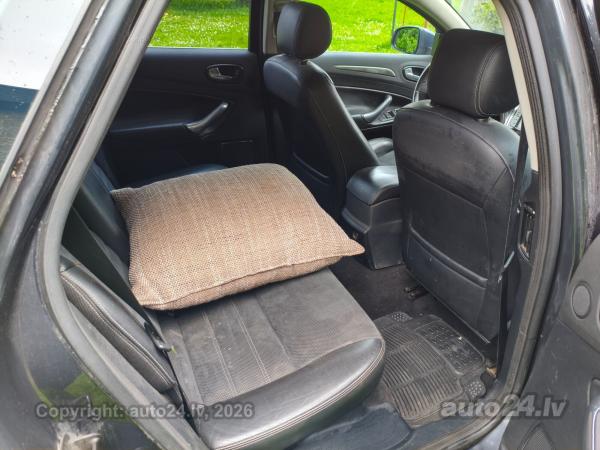 Pelēks Ford Mondeo 2008 Tallina, ar dzinēja tilpumu 2.00 L un nobraukumu 400 tūkst. km par 1999 €, foto 7 vietnē AUTOMOTO.COM.LV