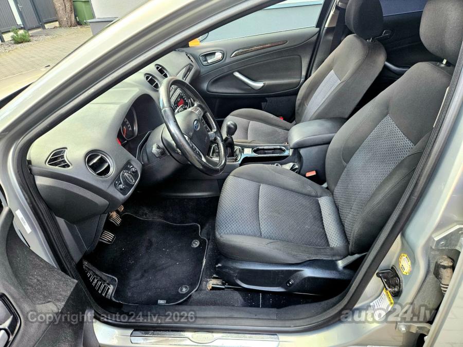 Pelēks Ford Mondeo 2008 Tallina, ar dzinēja tilpumu 2.00 L un nobraukumu 275 tūkst. km par 1790 €, foto 9 vietnē AUTOMOTO.COM.LV