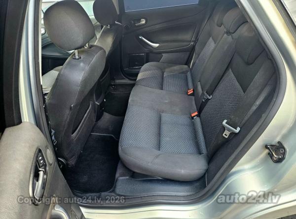 Ford Mondeo 2008 in Tallinn on AUTOMOTO.COM.LV Grey Ford Mondeo 2008 in Tallinn, with an engine capacity of 2.00 L and mileage of 275 thousand km for 1790 €, photo 11 on AUTOMOTO.COM.LV
