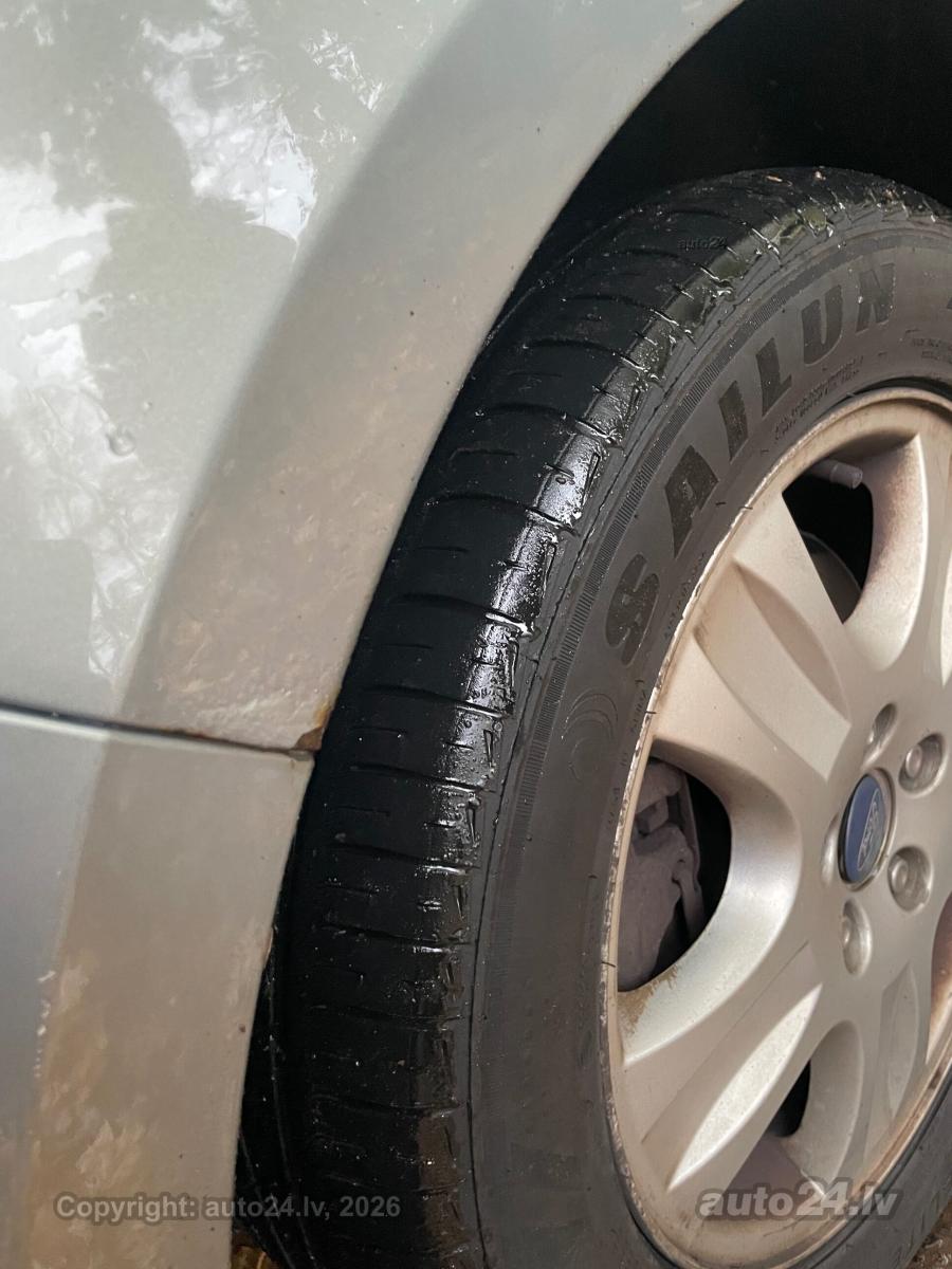 Grey Ford Mondeo 2008 in Narva, with an engine capacity of 1.80 L and mileage of 558 thousand km for 2200 €, photo 12 on AUTOMOTO.COM.LV
