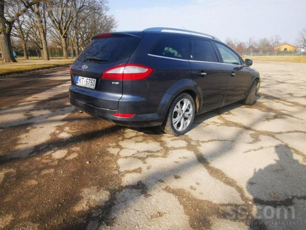 Pelēks Ford Mondeo 2008 Valmiera, ar dzinēja tilpumu 2.00 L un nobraukumu 285 tūkst. km par 1830 €, foto 4 vietnē AUTOMOTO.COM.LV