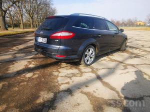 Grey Ford Mondeo 2008 in Valmiera, with an engine capacity of 2.00 L and mileage of 285 thousand km for 1830 €, photo 4 on AUTOMOTO.COM.LV
