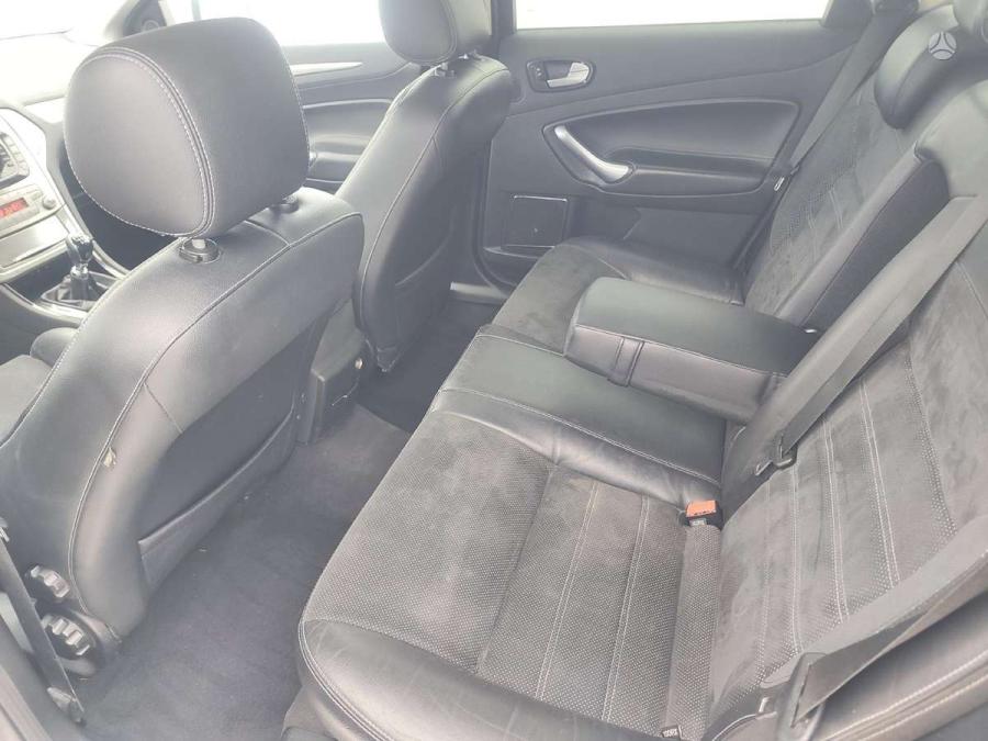 Pelēks Ford Mondeo 2009 Šauļi, ar dzinēja tilpumu 2.00 L un nobraukumu 289 tūkst. km par 2950 €, foto 25 vietnē AUTOMOTO.COM.LV