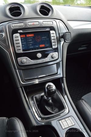 Pelēks Ford Mondeo 2009 Tallina, ar dzinēja tilpumu 2.00 L un nobraukumu 367 tūkst. km par 2900 €, foto 16 vietnē AUTOMOTO.COM.LV