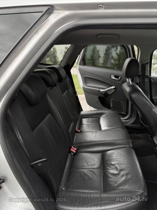 Pelēks Ford Mondeo 2009 Tartu, ar dzinēja tilpumu 2.00 L un nobraukumu 424 tūkst. km par 1999 €, foto 9 vietnē AUTOMOTO.COM.LV