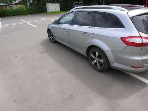 Pelēks Ford Mondeo 2009 Kauņa, ar dzinēja tilpumu 2.18 L un nobraukumu 245 tūkst. km par 2350 €, foto 4 vietnē AUTOMOTO.COM.LV