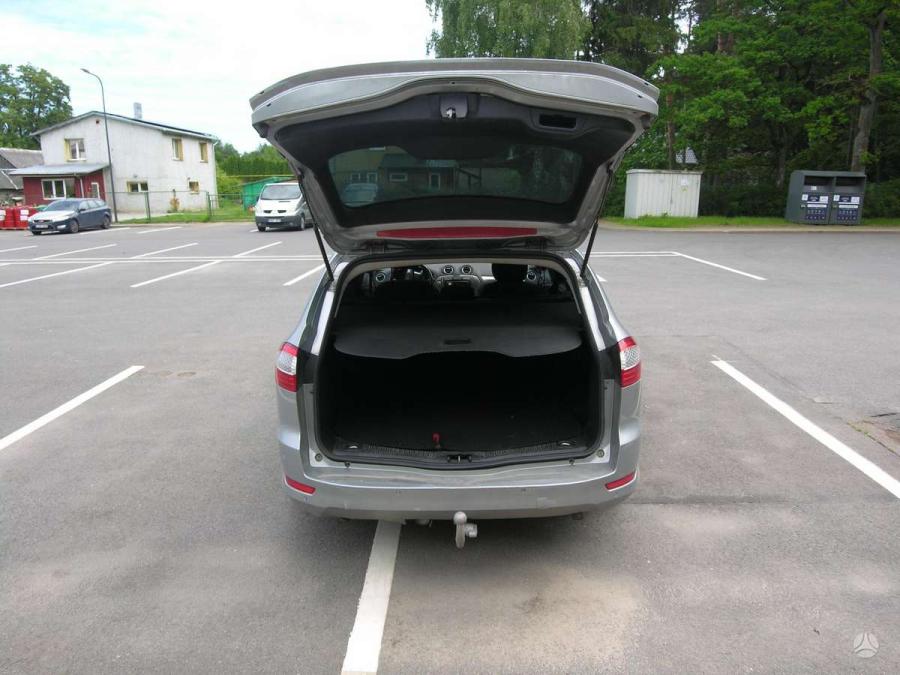 Pelēks Ford Mondeo 2009 Kauņa, ar dzinēja tilpumu 2.18 L un nobraukumu 245 tūkst. km par 2350 €, foto 8 vietnē AUTOMOTO.COM.LV