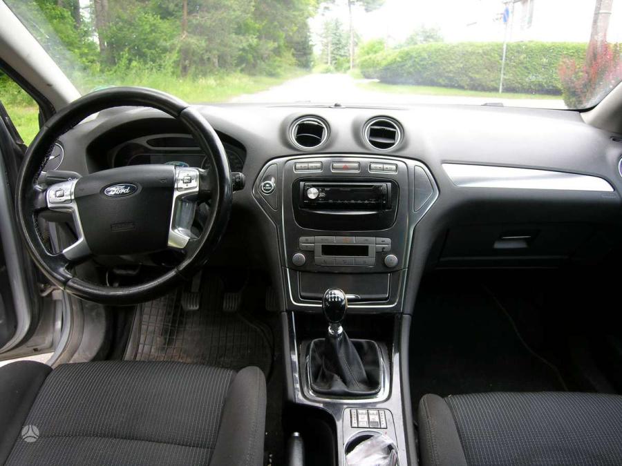 Pelēks Ford Mondeo 2009 Kauņa, ar dzinēja tilpumu 2.18 L un nobraukumu 245 tūkst. km par 2350 €, foto 22 vietnē AUTOMOTO.COM.LV