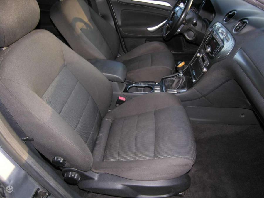 Pelēks Ford Mondeo 2009 Kauņa, ar dzinēja tilpumu 2.18 L un nobraukumu 245 tūkst. km par 2350 €, foto 33 vietnē AUTOMOTO.COM.LV