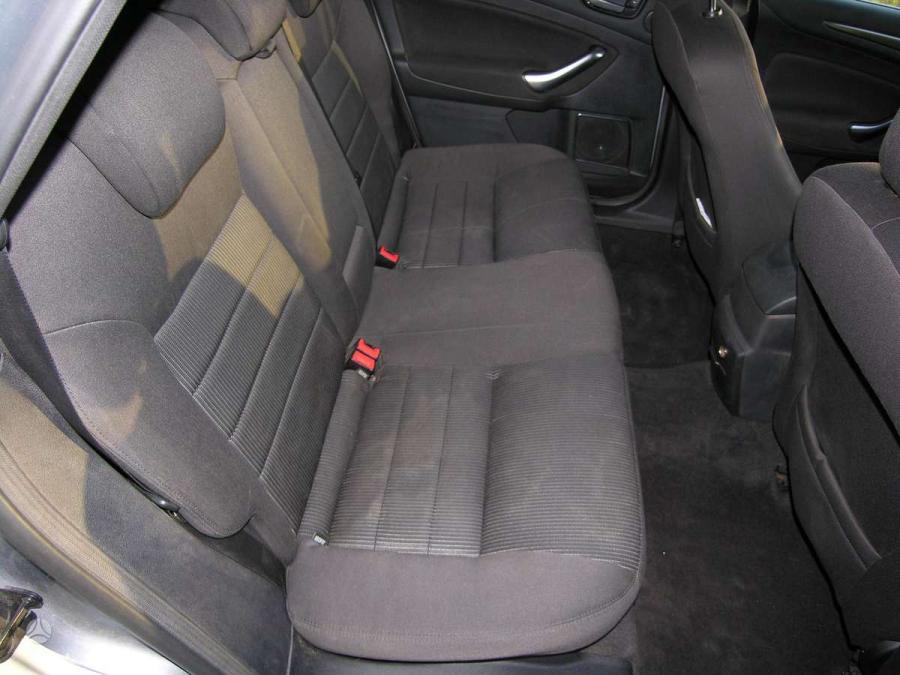 Pelēks Ford Mondeo 2009 Kauņa, ar dzinēja tilpumu 2.18 L un nobraukumu 245 tūkst. km par 2350 €, foto 34 vietnē AUTOMOTO.COM.LV