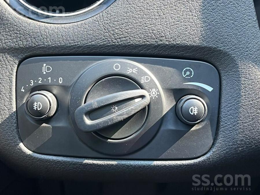 Pelēks Ford Mondeo 2009 Rīga, ar dzinēja tilpumu 2.00 L un nobraukumu 0 tūkst. km par 2899 €, foto 16 vietnē AUTOMOTO.COM.LV