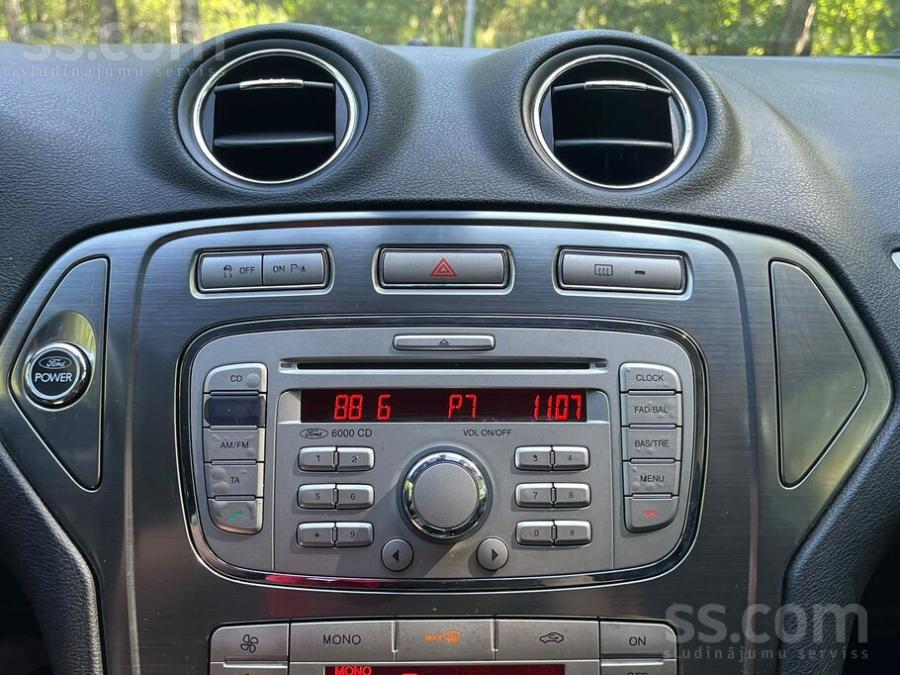 Pelēks Ford Mondeo 2009 Rīga, ar dzinēja tilpumu 2.00 L un nobraukumu 0 tūkst. km par 2899 €, foto 18 vietnē AUTOMOTO.COM.LV