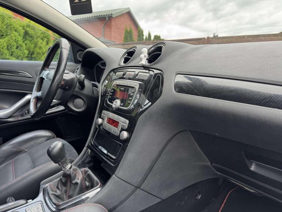 Grey Ford Mondeo 2009 in Kretinga, with an engine capacity of 2.18 L and mileage of 307 thousand km for 2395 €, photo 24 on AUTOMOTO.COM.LV