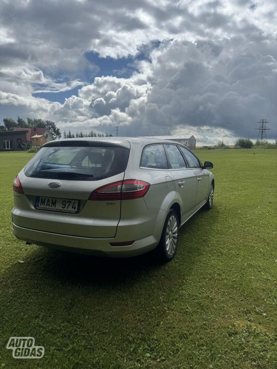 Pelēks Ford Mondeo 2009 Viļņa, ar dzinēja tilpumu 2.00 L un nobraukumu 328 tūkst. km par 2000 €, foto 7 vietnē AUTOMOTO.COM.LV