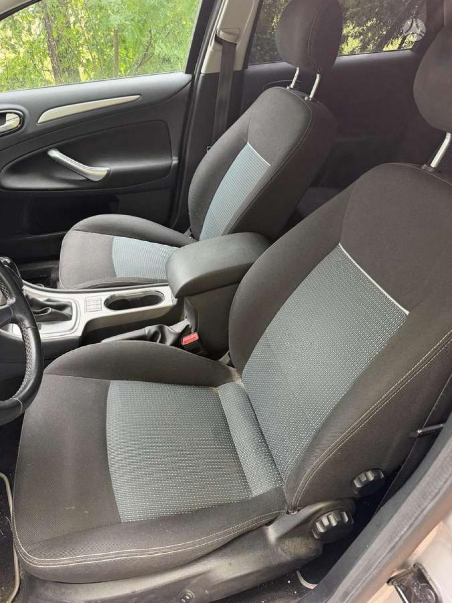 Pelēks Ford Mondeo 2009 Klaipėda, ar dzinēja tilpumu 2.00 L un nobraukumu 307 tūkst. km par 2250 €, foto 10 vietnē AUTOMOTO.COM.LV