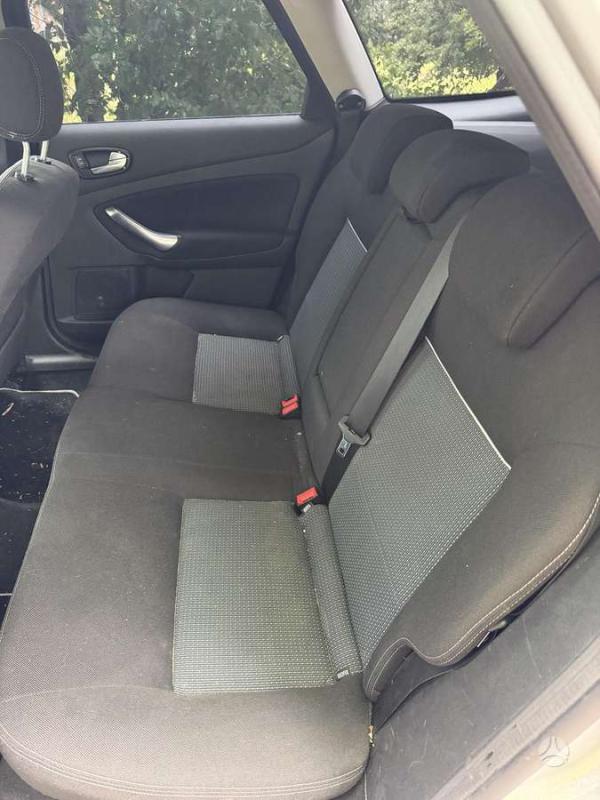 Pelēks Ford Mondeo 2009 Klaipėda, ar dzinēja tilpumu 2.00 L un nobraukumu 307 tūkst. km par 2250 €, foto 10 vietnē AUTOMOTO.COM.LV
