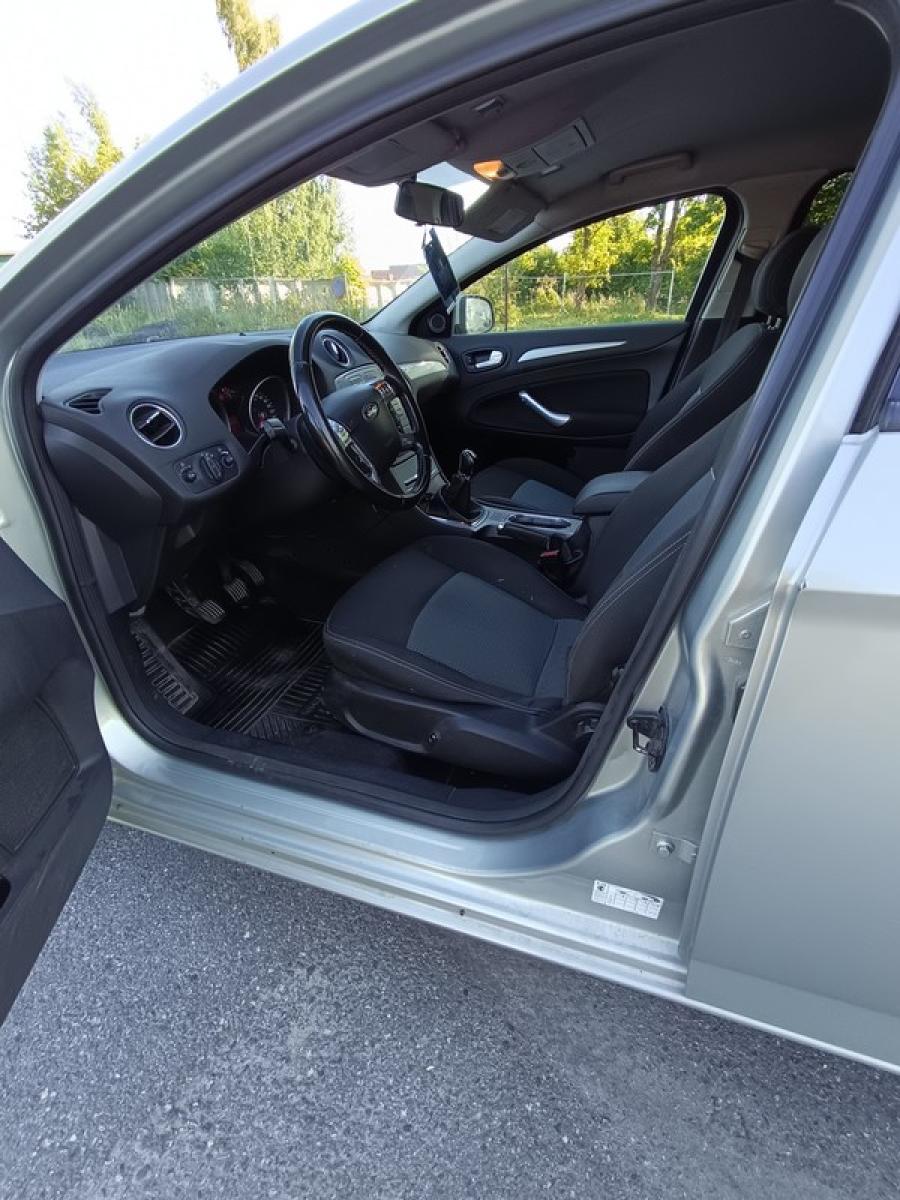 Pelēks Ford Mondeo 2009 Jehvi, ar dzinēja tilpumu 1.80 L un nobraukumu 416 tūkst. km par 1299 €, foto 18 vietnē AUTOMOTO.COM.LV