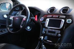 Pelēks Ford Mondeo 2009 Rīga, ar dzinēja tilpumu 1.80 L un nobraukumu 366 tūkst. km par 2795 €, foto 14 vietnē AUTOMOTO.COM.LV