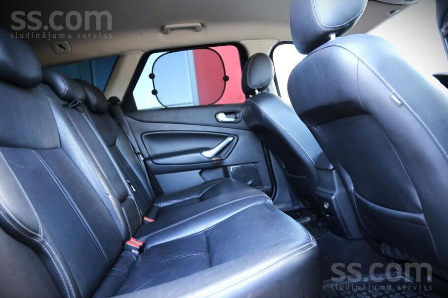 Pelēks Ford Mondeo 2009 Rīga, ar dzinēja tilpumu 1.80 L un nobraukumu 366 tūkst. km par 2795 €, foto 18 vietnē AUTOMOTO.COM.LV