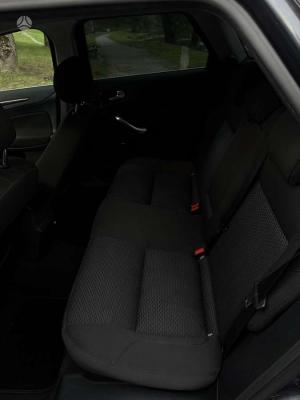 Grey Ford Mondeo 2009 in Kretinga, with an engine capacity of 1.75 L and mileage of 307 thousand km for 2300 €, photo 9 on AUTOMOTO.COM.LV