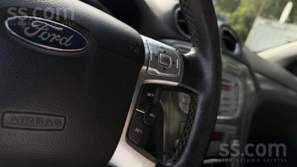 Ford Mondeo 2009 Rīga vietnē Pelēks Ford Mondeo 2009 Rīga, ar dzinēja tilpumu 1.80 L un nobraukumu 322 tūkst. km par 1490 €, foto 11 vietnē AUTOMOTO.COM.LV